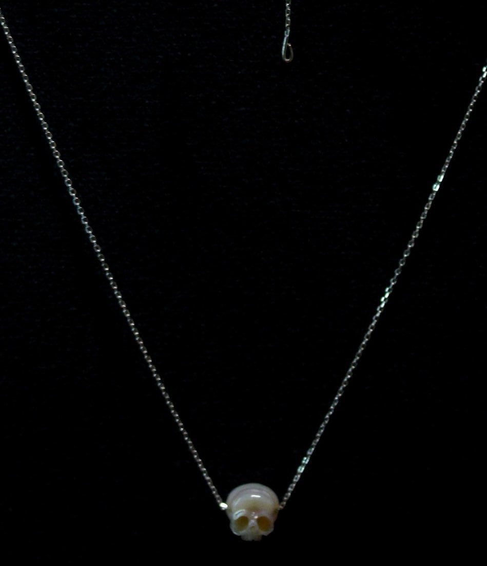 Pearl Skull Necklace - Etsy