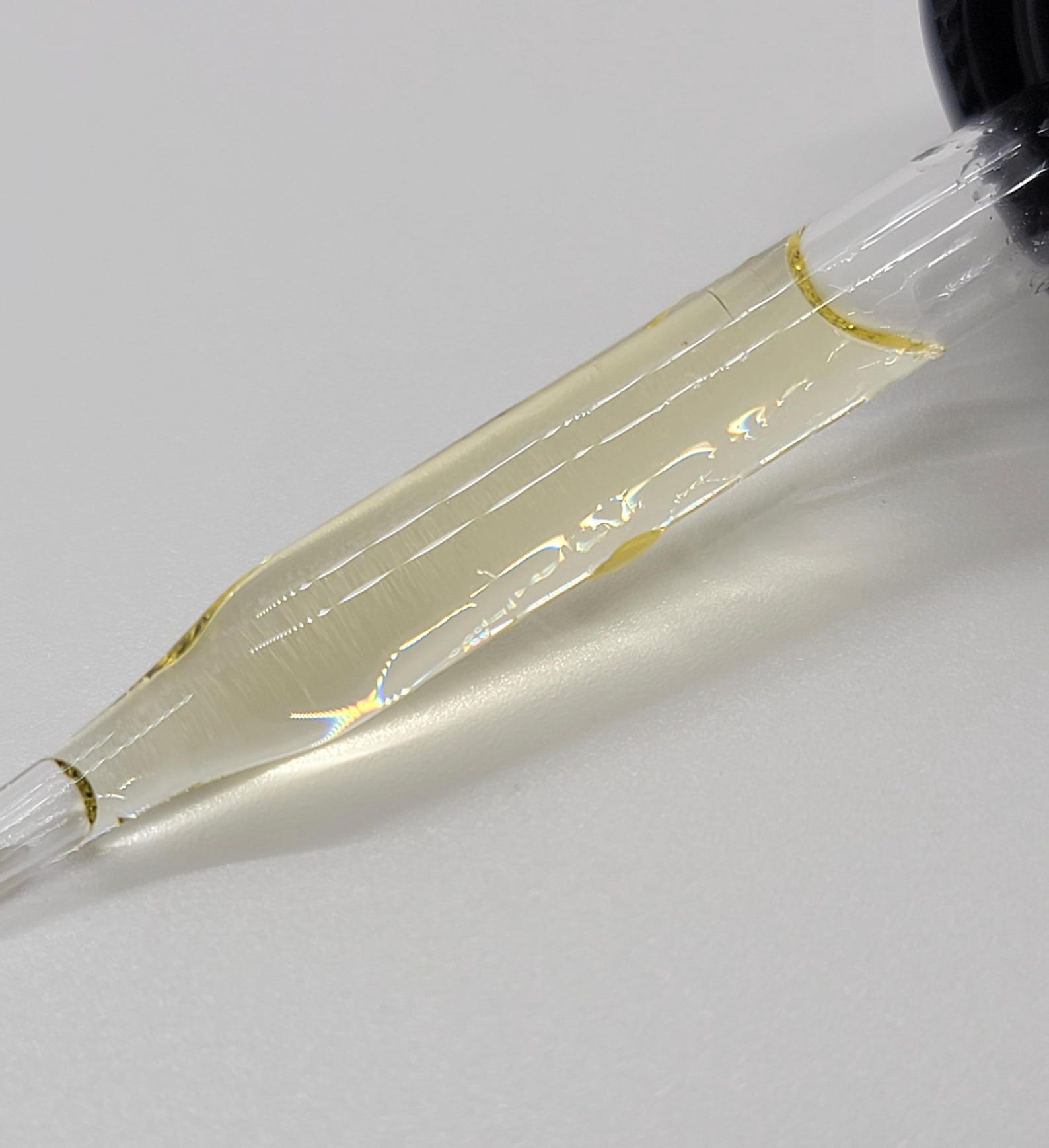 Essential Gold | 100% Pure, Cold-pressed Maclura Pomifera Oil | Compare ...