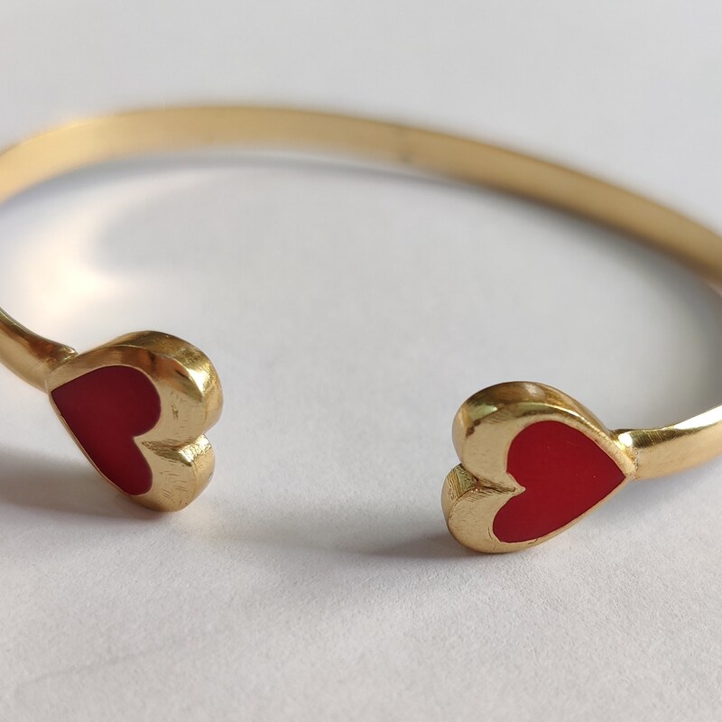 Red Heart Bracelet - Etsy