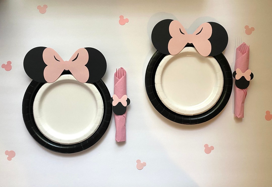 Minnie Mouse Party Plates & Wrapped Forks: Birthday Table Decor - Etsy