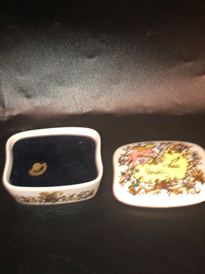 Vintage Franklin Mint Musical Trinket Box Songs of Love I Hear Music - Etsy