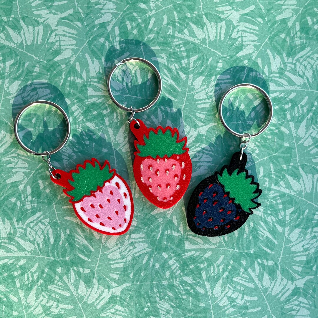 3D Printed Strawberry Keychain - Etsy