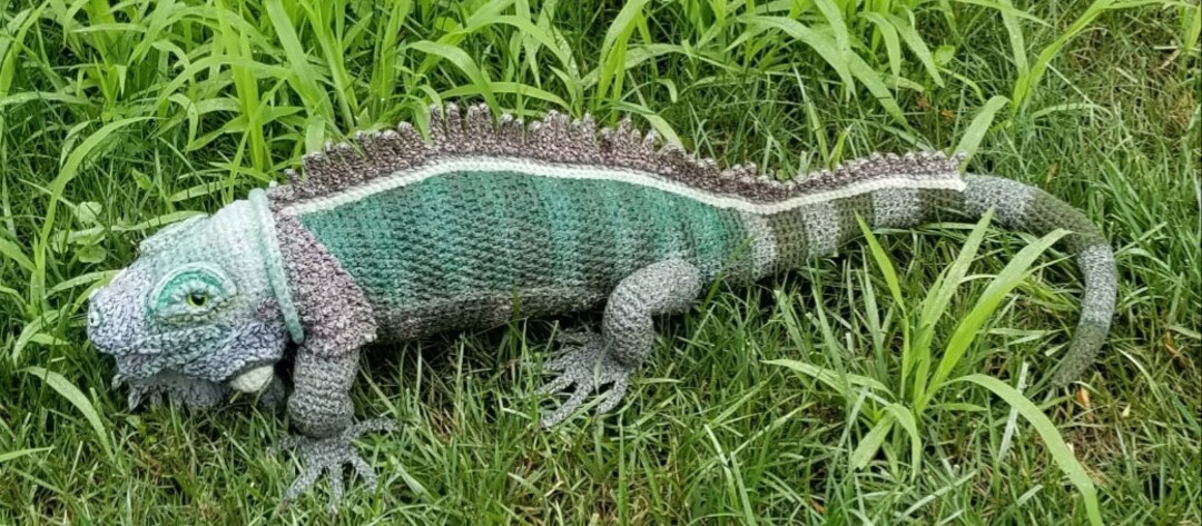 Guanzilla the Iguana - Crochet Statue Pattern Only - Etsy