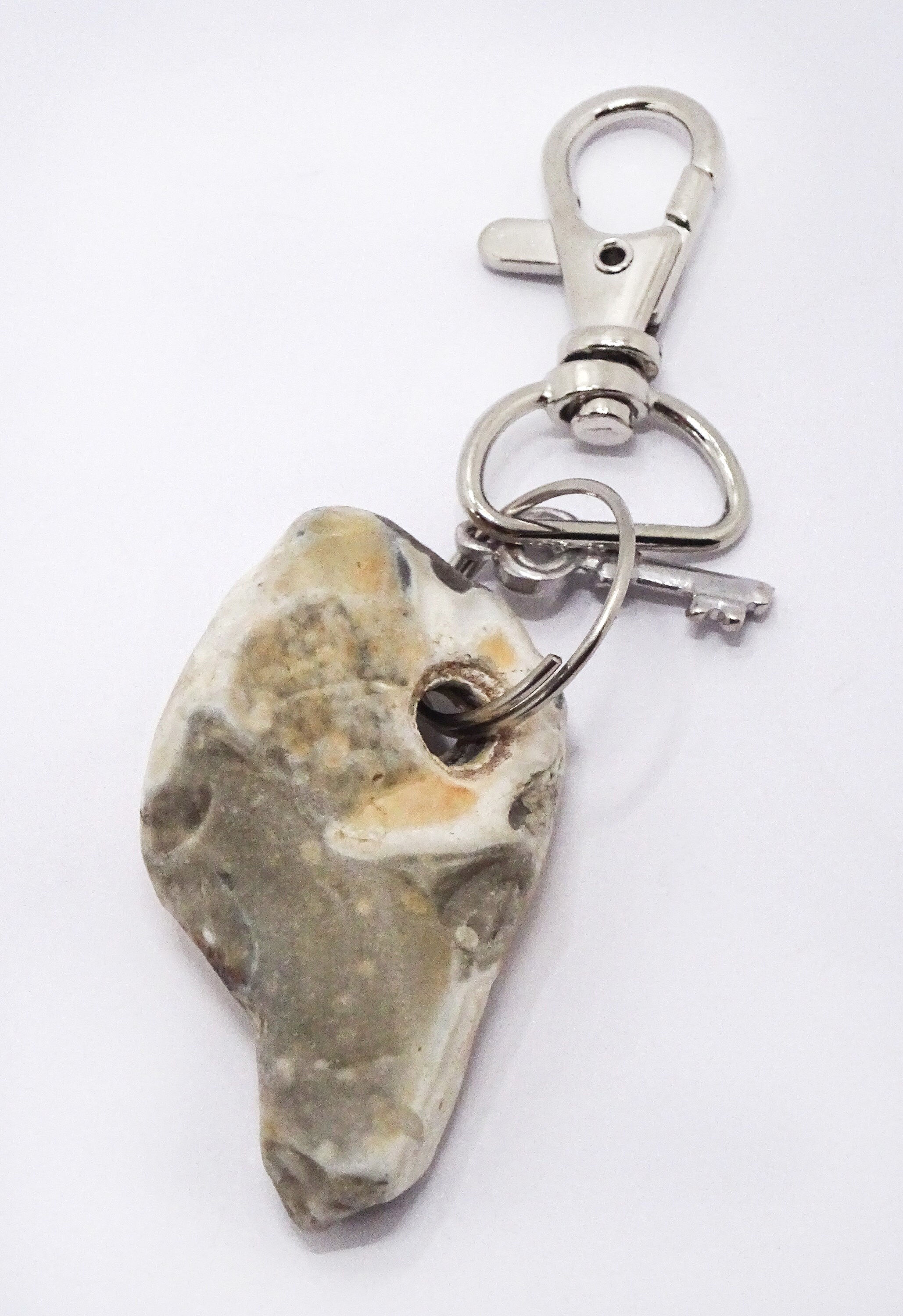 Natural Stone Keychain, Hag Stone, Odin Stone, Stone With Hole, Metal ...