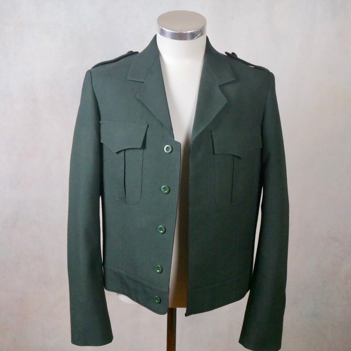 Green Military Cropped Jacket 1970s European Vintage: Size 40 - Etsy