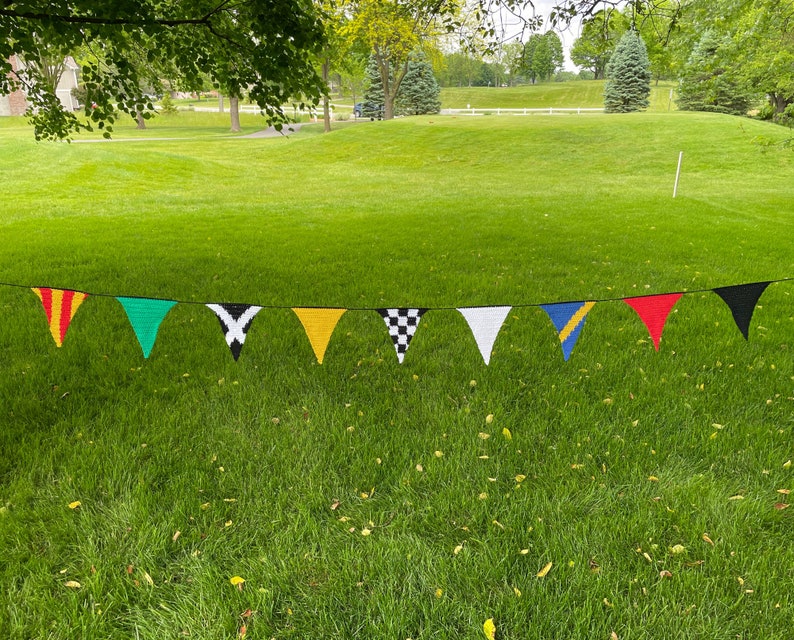 Crochet Race Flag Garland Pattern - Crochet Pattern for Race Flag ...
