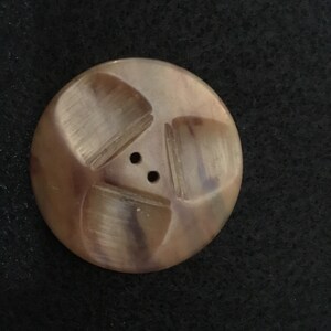 4 Bakelite Buttons - Etsy