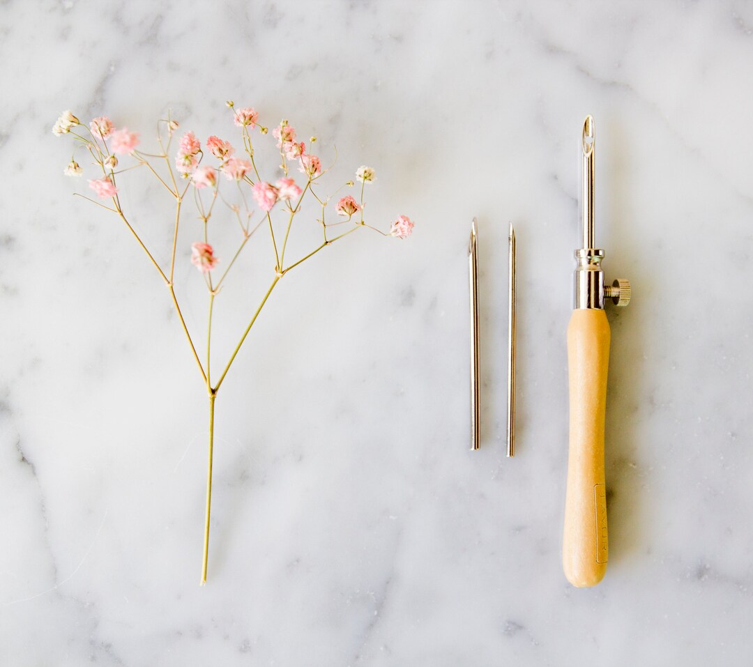 Lavor Punch Needle With Treader, Adjustable Loop Lengths, Rug Hooking ...