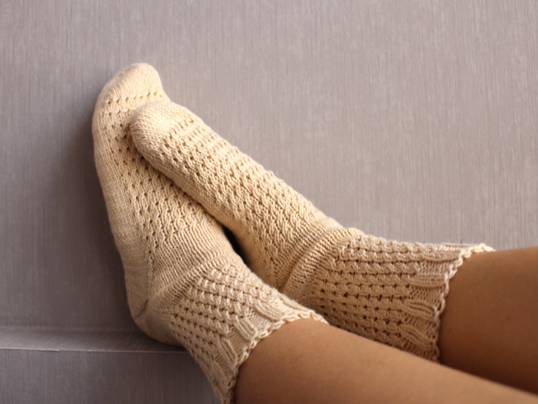 Cotton Knitted Textured Socks, Toasty Fall Quarter Socks in Ivory ...