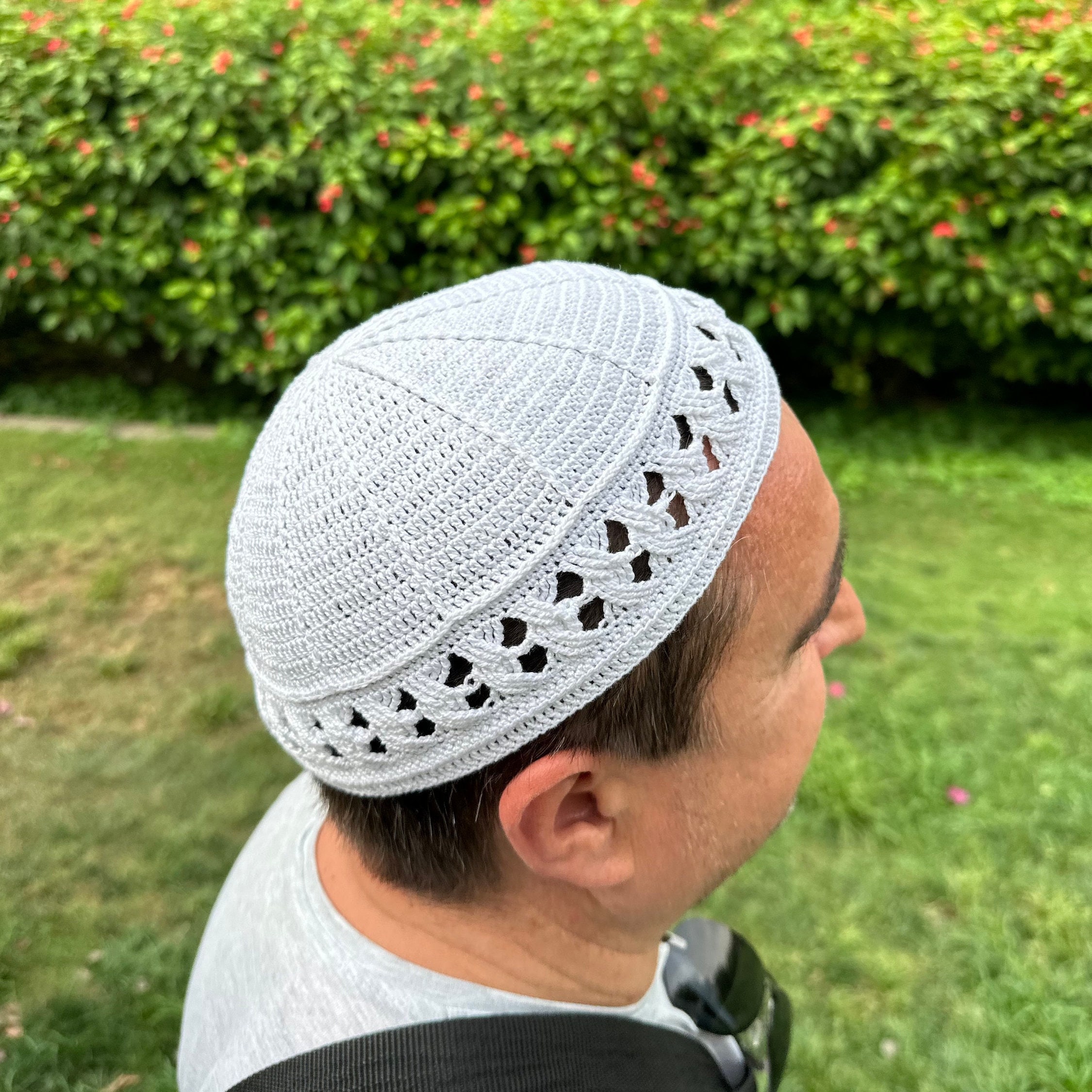 Hand-crocheted Kufi Cap in Pristine White Traditional Muslim Skull Cap ...
