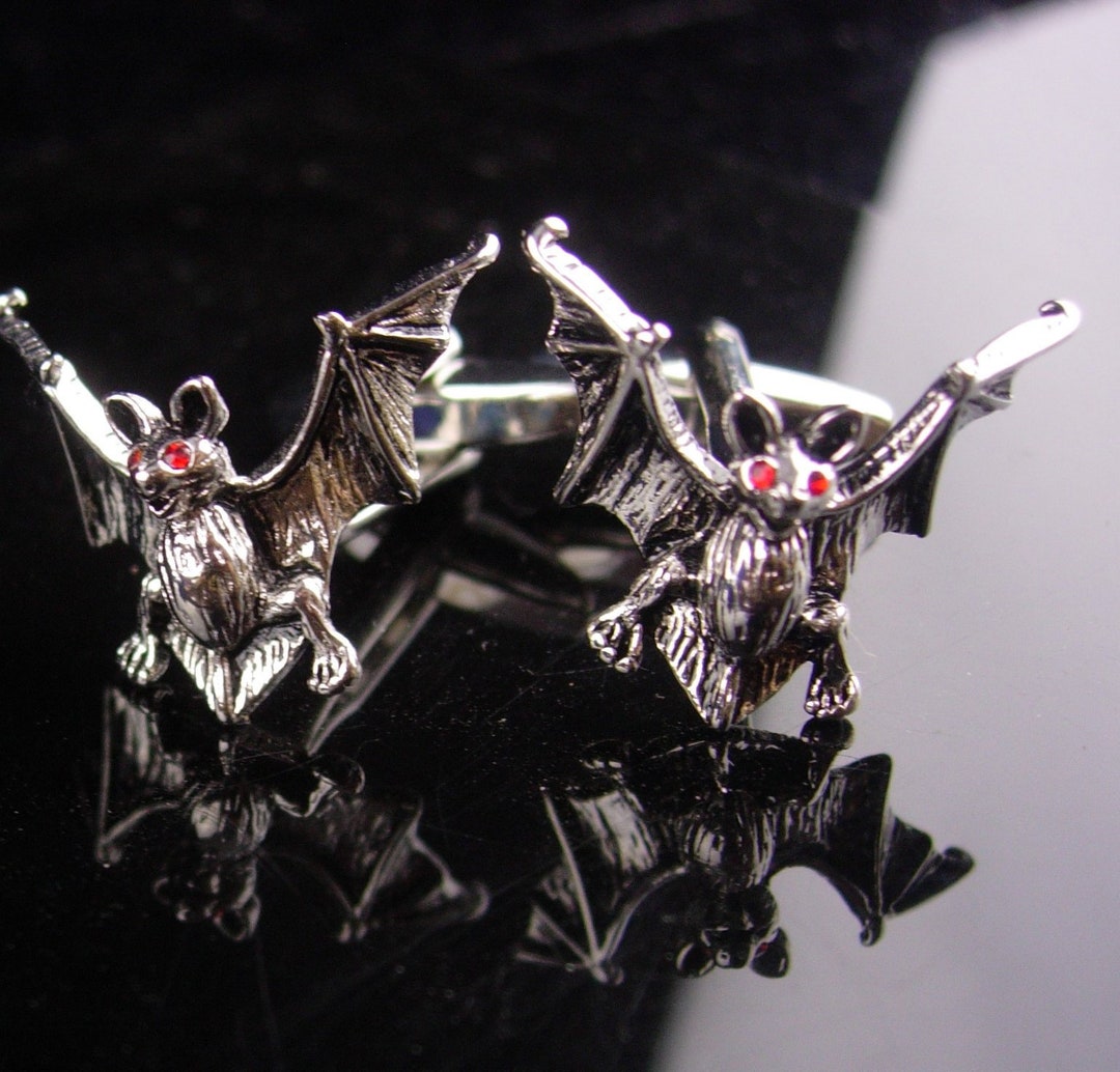 Spooky Bat Cufflinks - Vintage Figural Set- Silver Red Eye Vampire ...