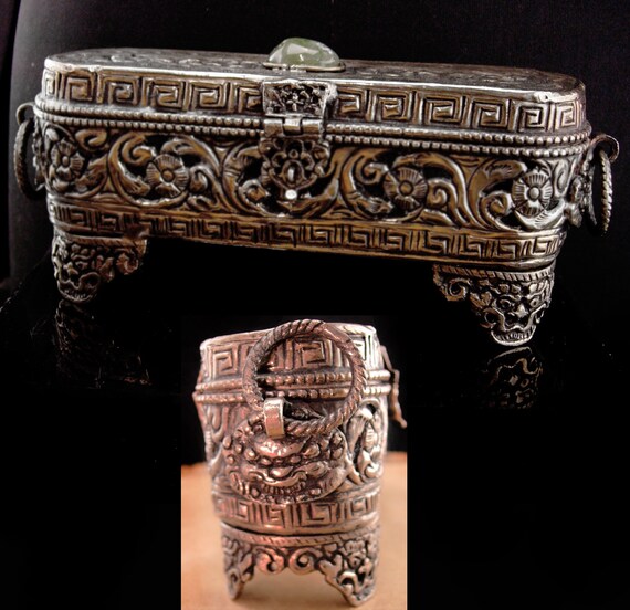 Large gothic box / Foo Dog jewelry casket / silver fo… - Gem