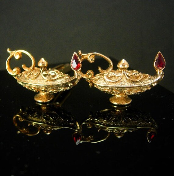 Vintage Magic lamp Cufflinks / Large Aladdin jewelled… - Gem