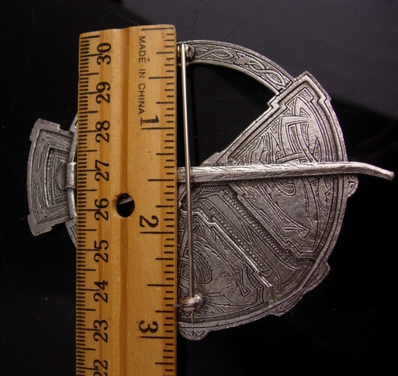LARGE Vintage Kilt Pin - Huge Scottish brooch - Celti… - Gem