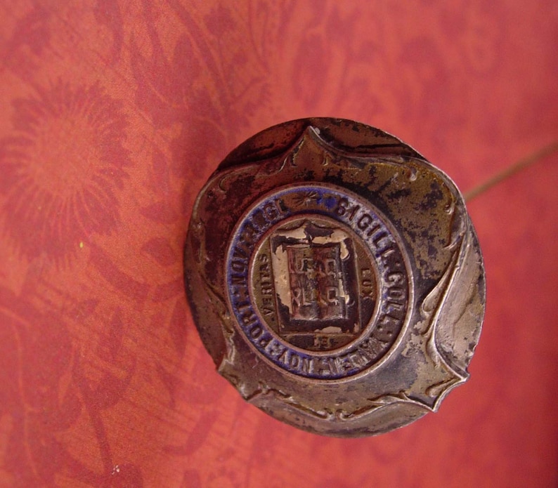 1800s Antique Hatpin / Yale University Lux Et Veritas / - Etsy