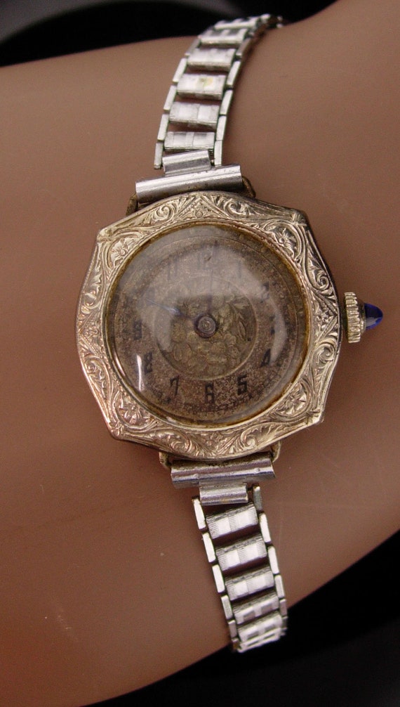 Antique art deco watch - etched design wristwatch - S… - Gem