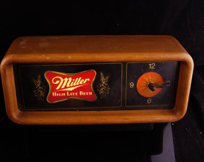 1980 Miller Beer Clock - High Life Light up Electric Clock - Spinning ...