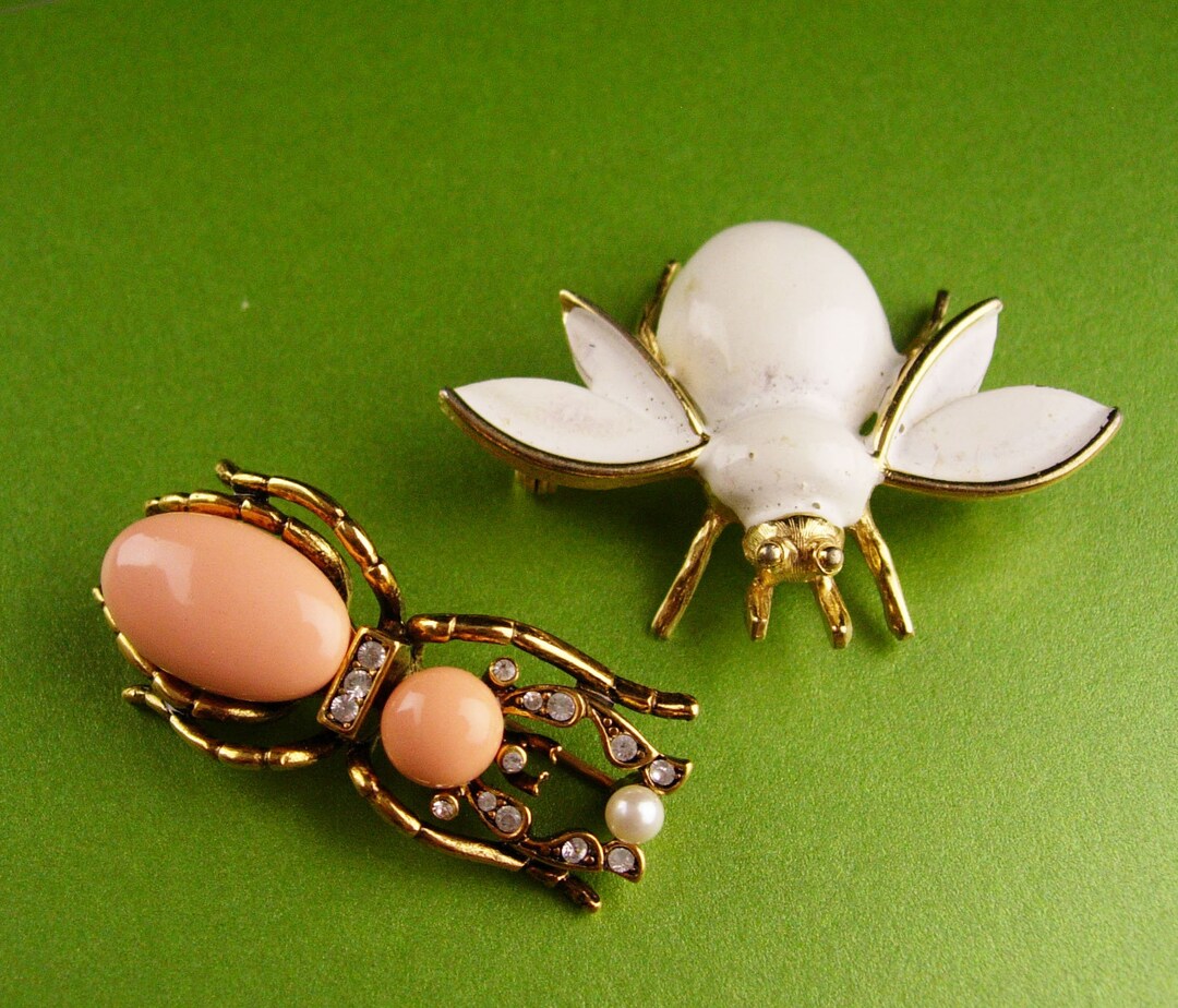 Joan Rivers Beetle Brooch - Vintage White Enamel Bee Pin - Insect Pin ...