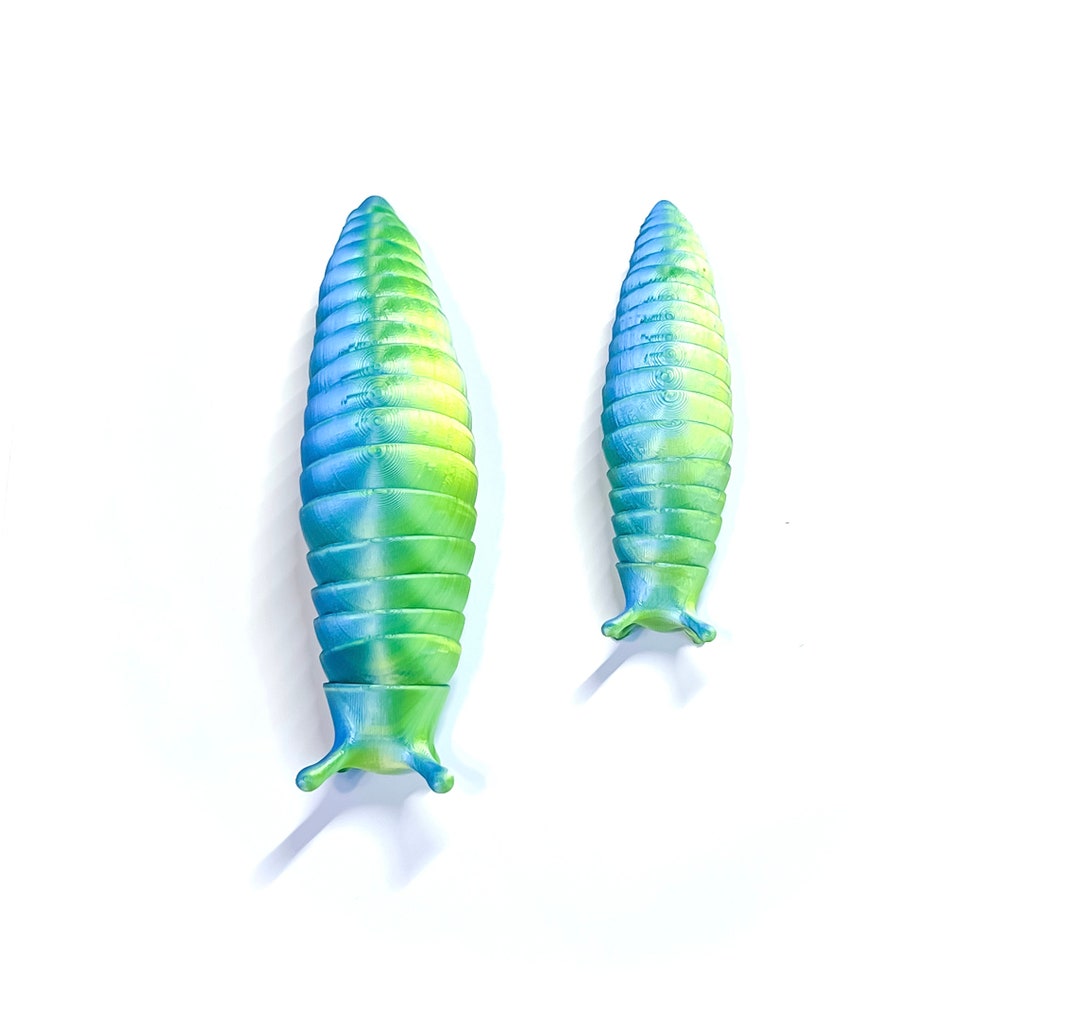 Green Blue Color Shifting Slug | Slug | 3D Print | Desk Toy | Fidget ...