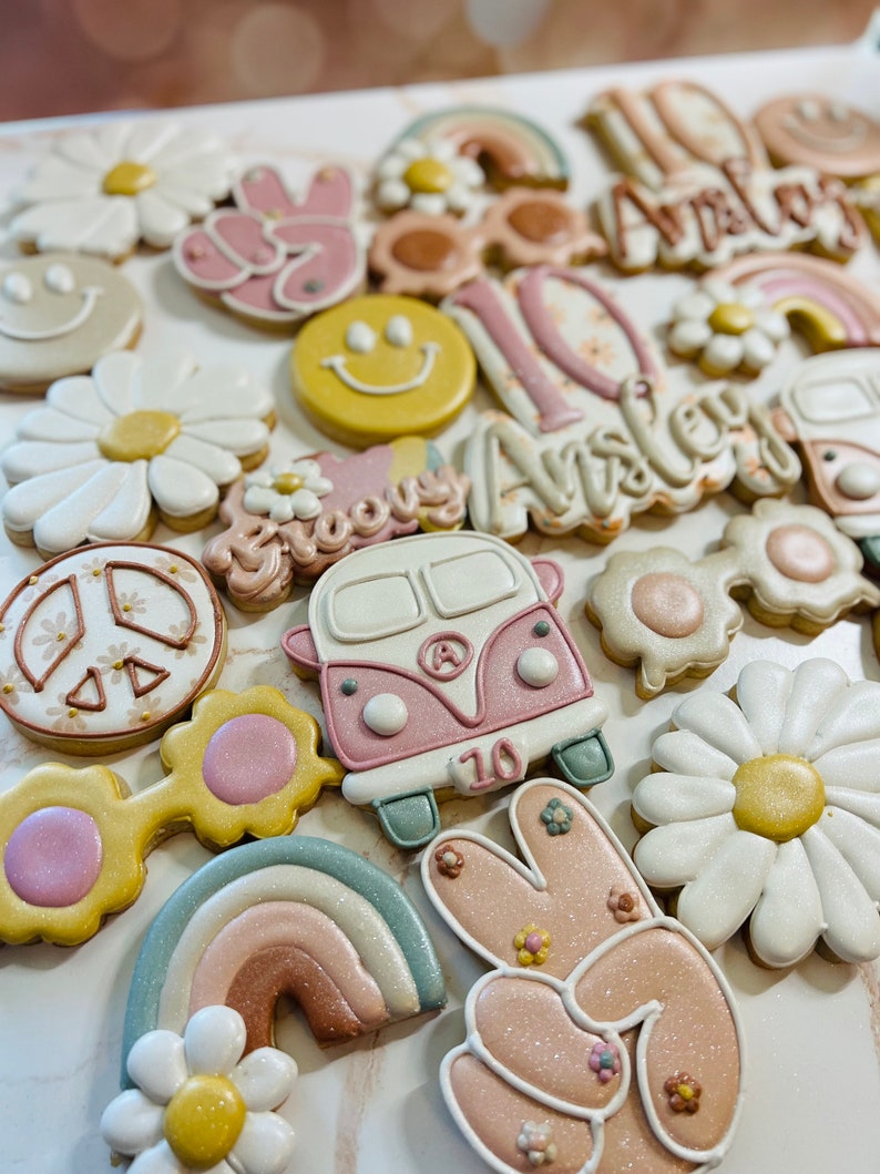 Peace Out Single Digits Birthday Cookies/ Groovy Cookies - Etsy