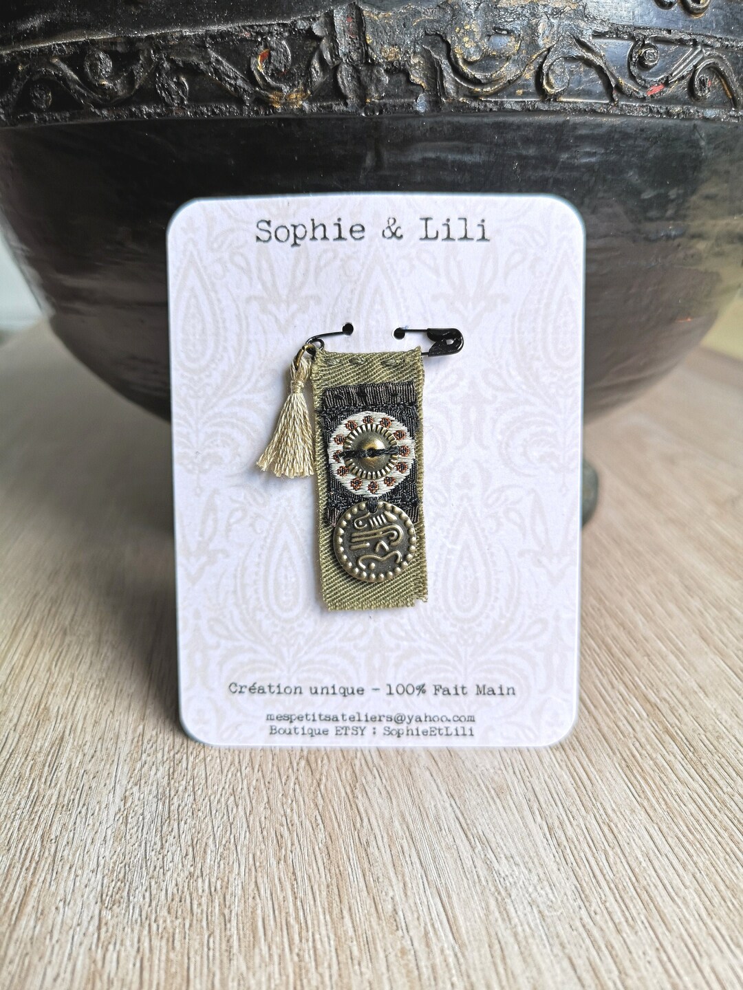 BROCHE IN TISSU Hand-stitched Shabby Boho Hippie Textile Art Brooch - Etsy