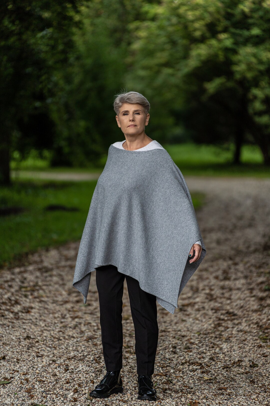 Grauer Poncho wrap Wollpullover Poncho oversized Merino - Etsy.de