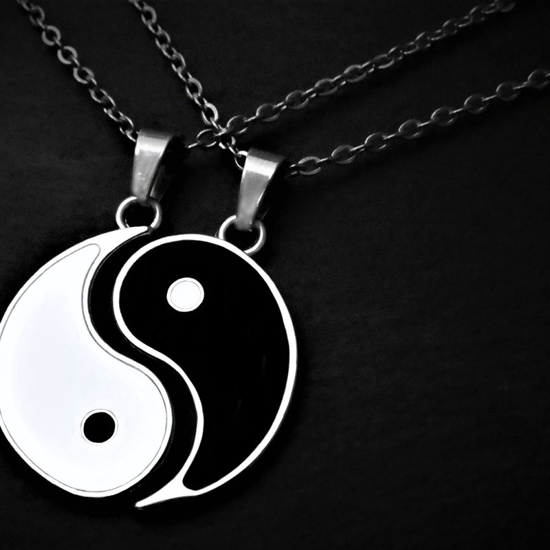 Yin Yang Necklace - Etsy