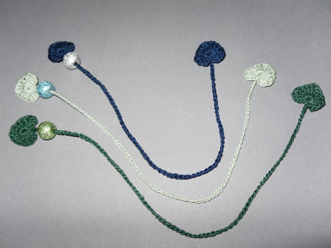 3 Crochet Pendulums Bookmarks HEARTS - Etsy