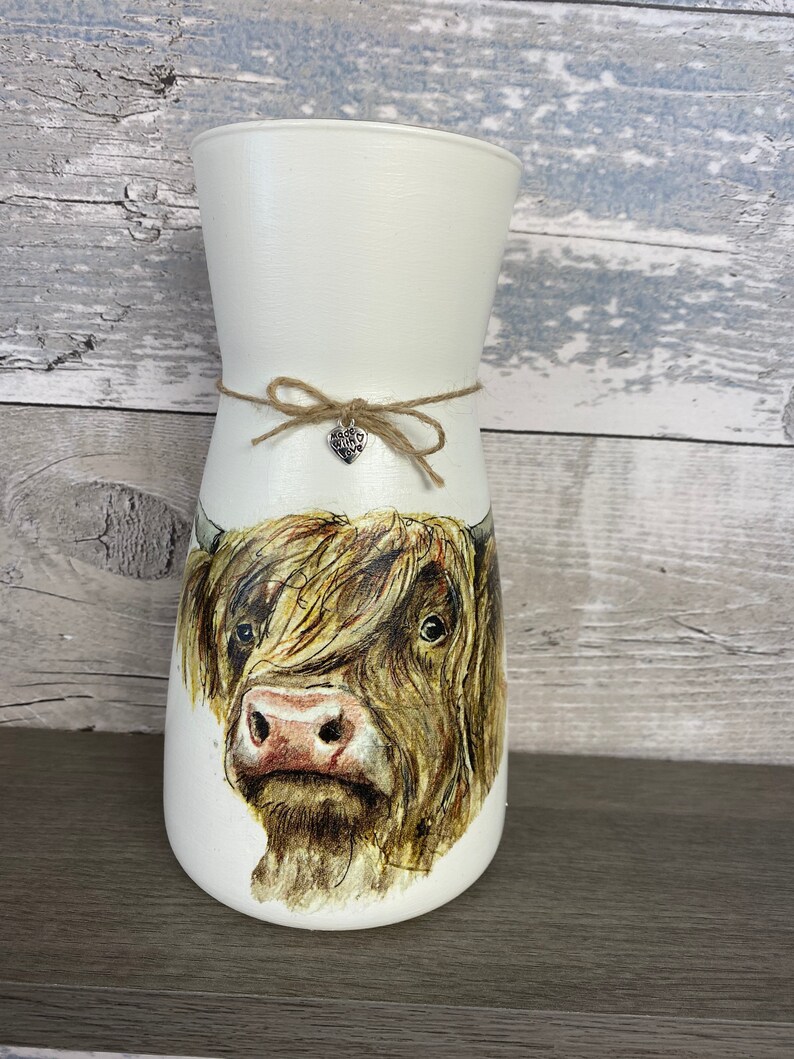 Highland Cow Vase. Tall and Short Dumpy Vase With the Head or - Etsy UK