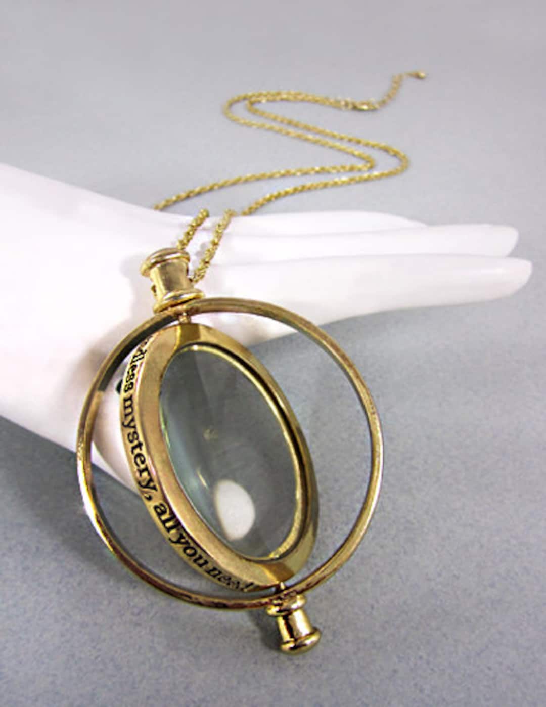 Inspiration Spinner 6 Times Magnifier Magnifying Glass Pendant Necklace ...