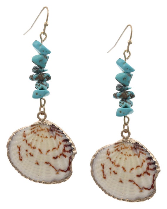 Beautiful earrings cheap store