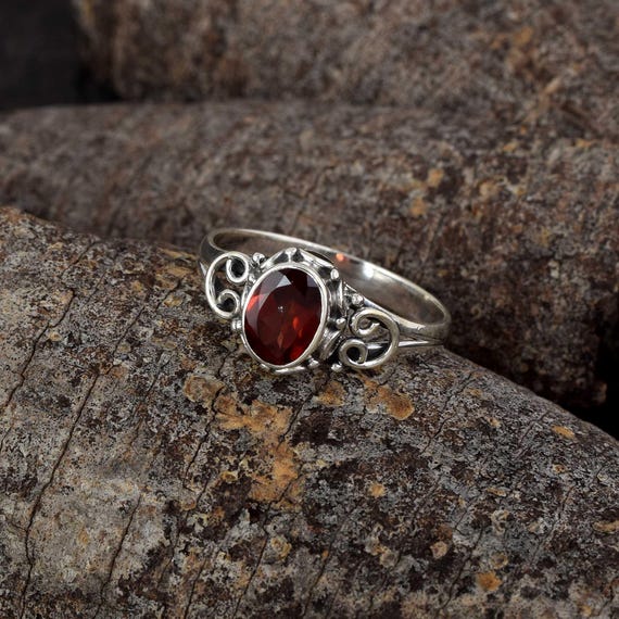 January Birthstone Rings For Mom