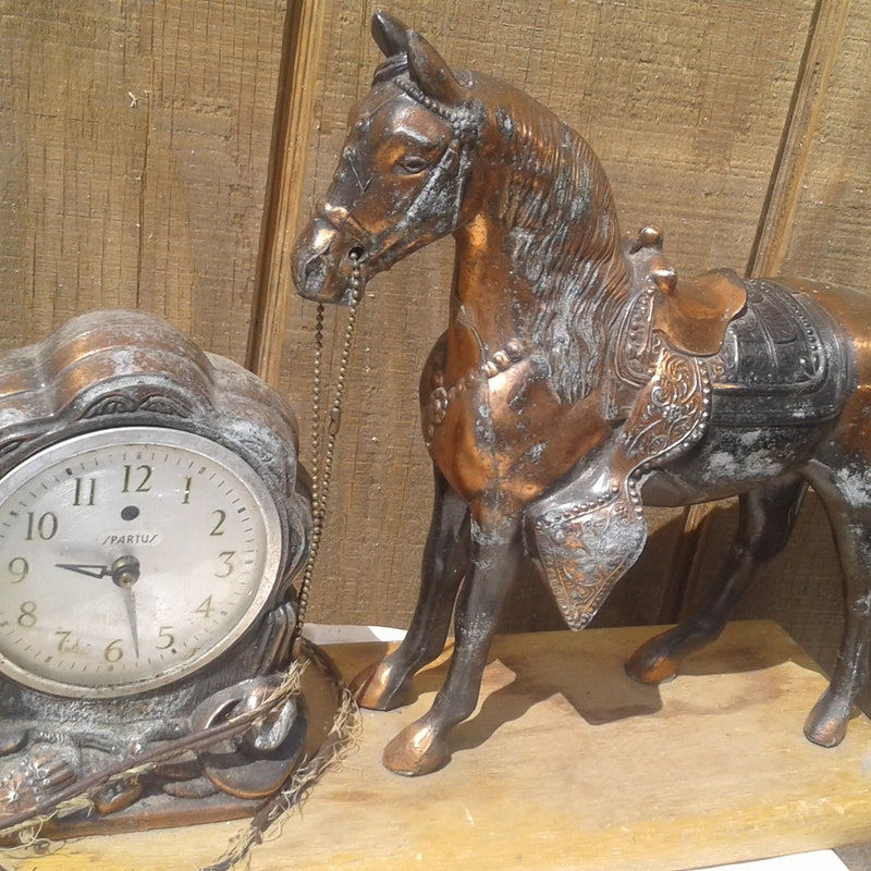 Horse Clock - Etsy