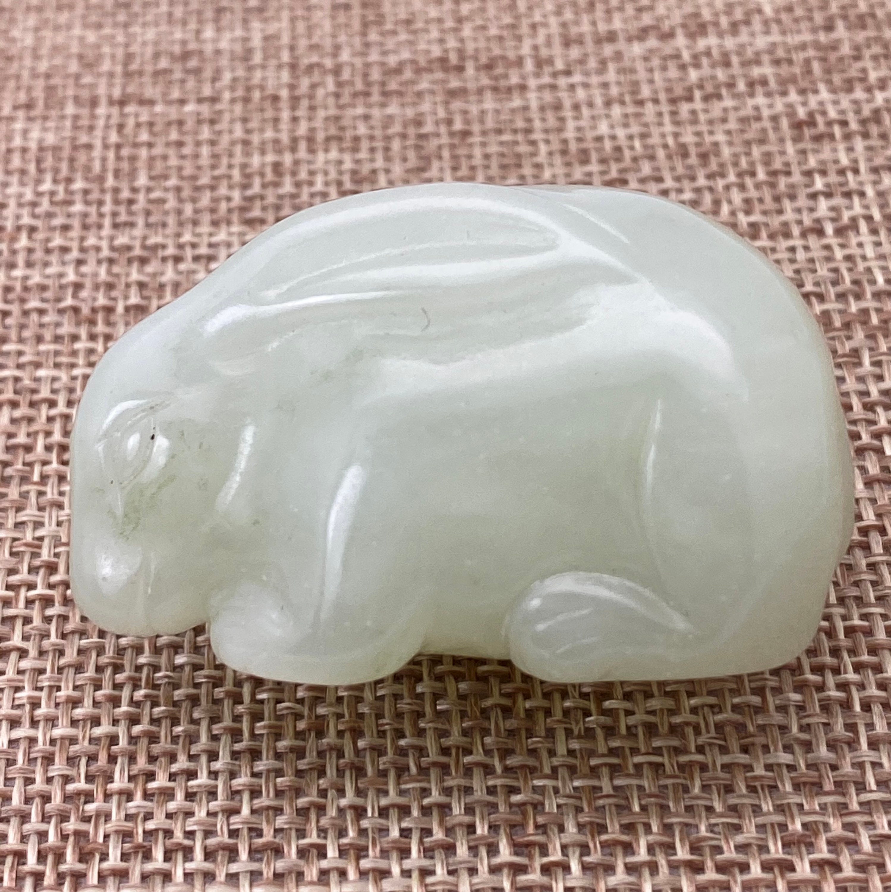 1 Vintage Hand Carved Green Jade Bunny Charm Green Jade - Etsy