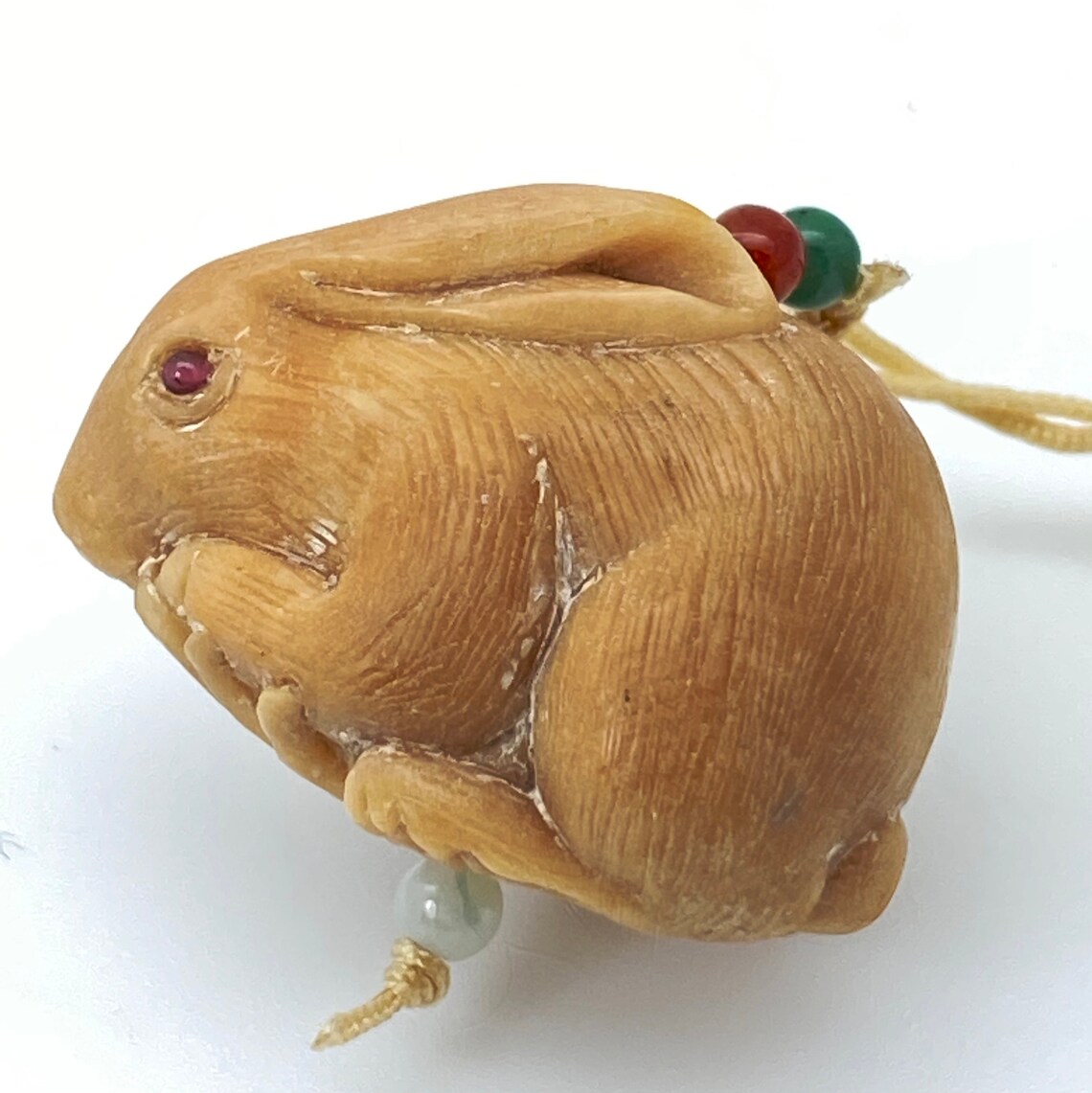 1 Hand Carved Tagua Nut Rabbit Netsuke Hand Carved - Etsy