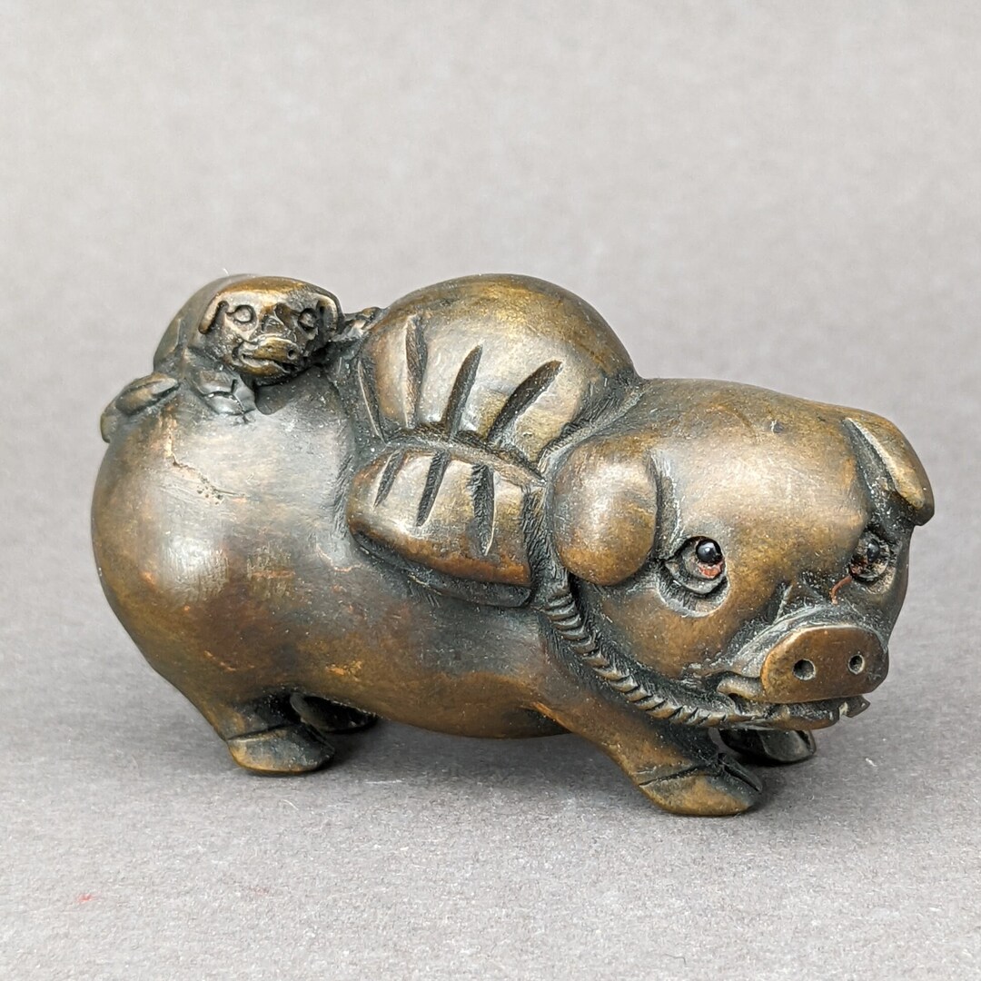 Hand Carved Boxwood Netsuke: Pig Charm, Boxwood Pig Netsuke, Wood Pig ...