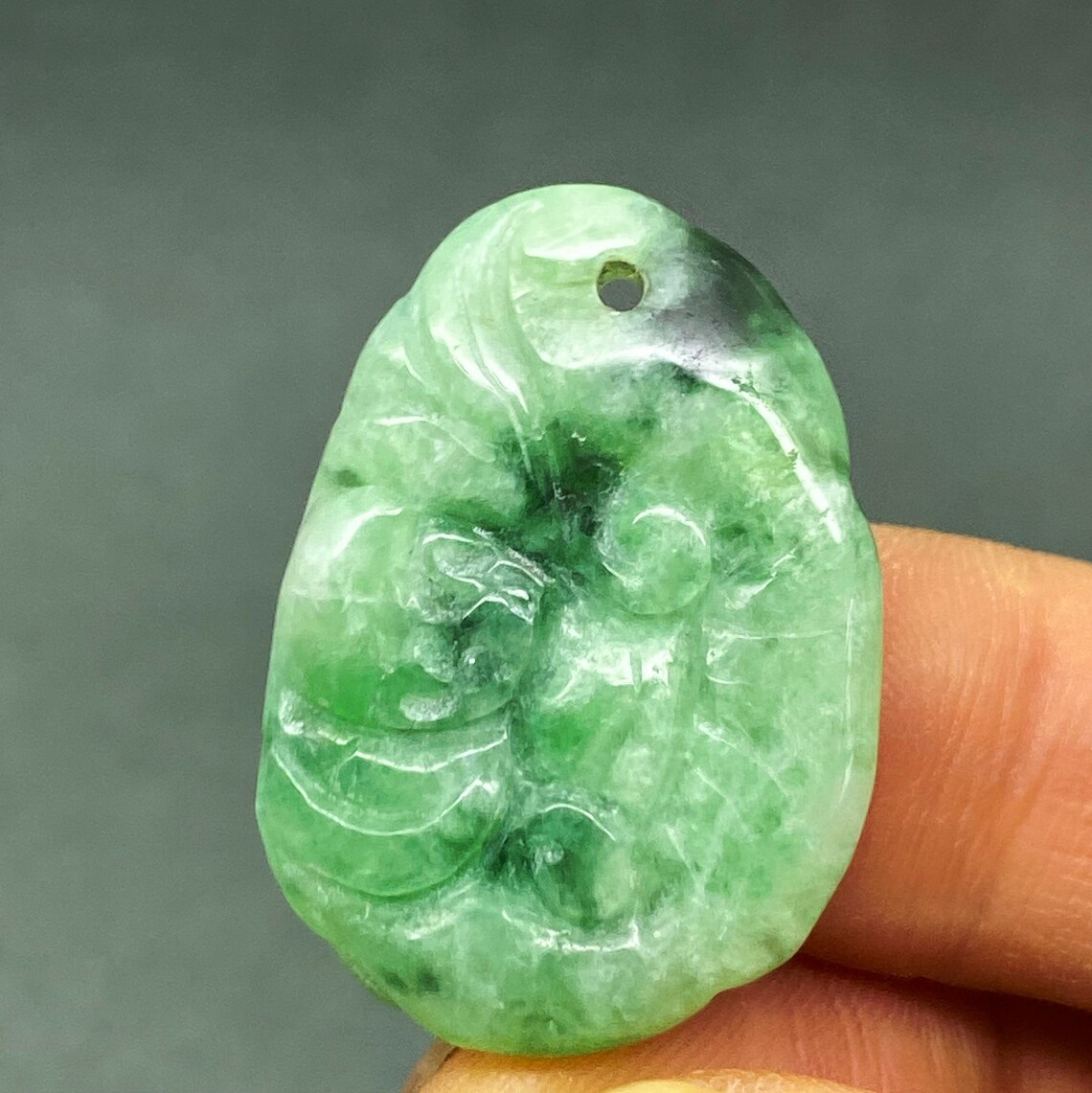 Estate Sale: Vintage Hand carved Jadeite pendant of bat and a | Etsy