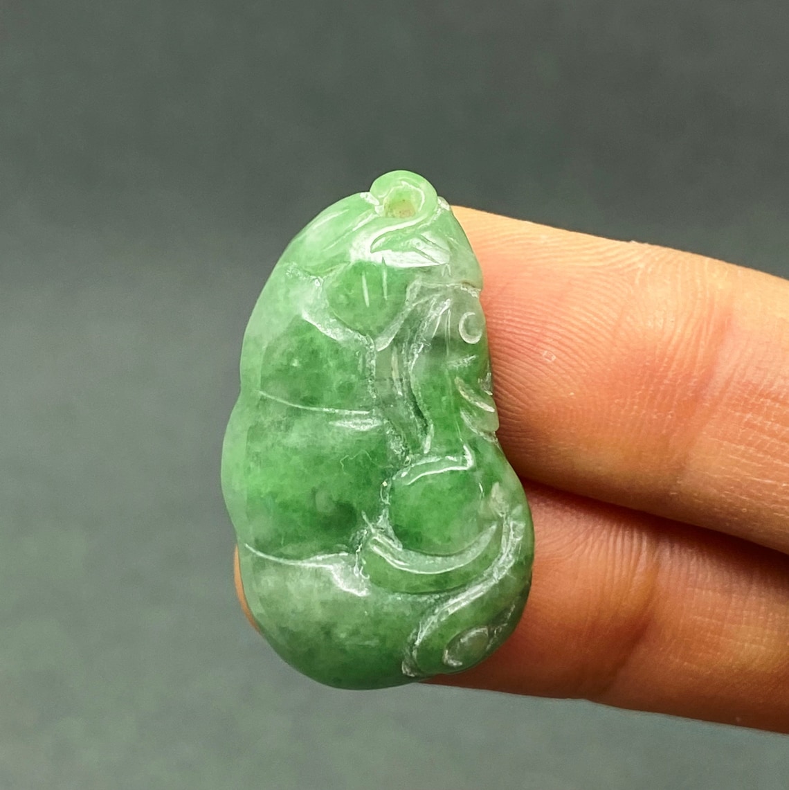 Estate Sale: Vintage Hand carved Jadeite pendant of mouse and | Etsy
