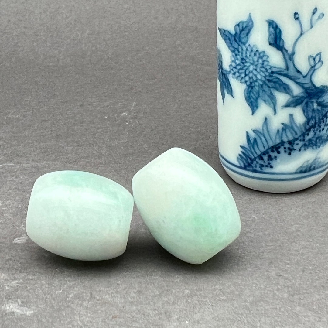 Jade Bead: One Pair of Green Jade Barrel Bead, Natural Color Jadeite ...
