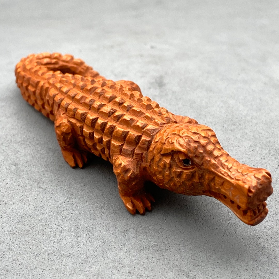 Hand Carved Boxwood Crocodile Netsuke, Wood Crocodile Netsuke, Fine ...