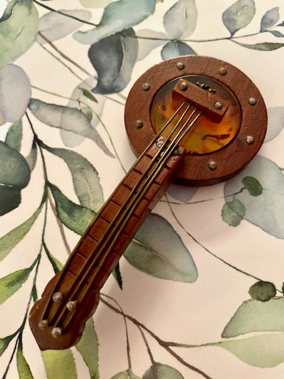 vintage banjo pin brooch - Gem