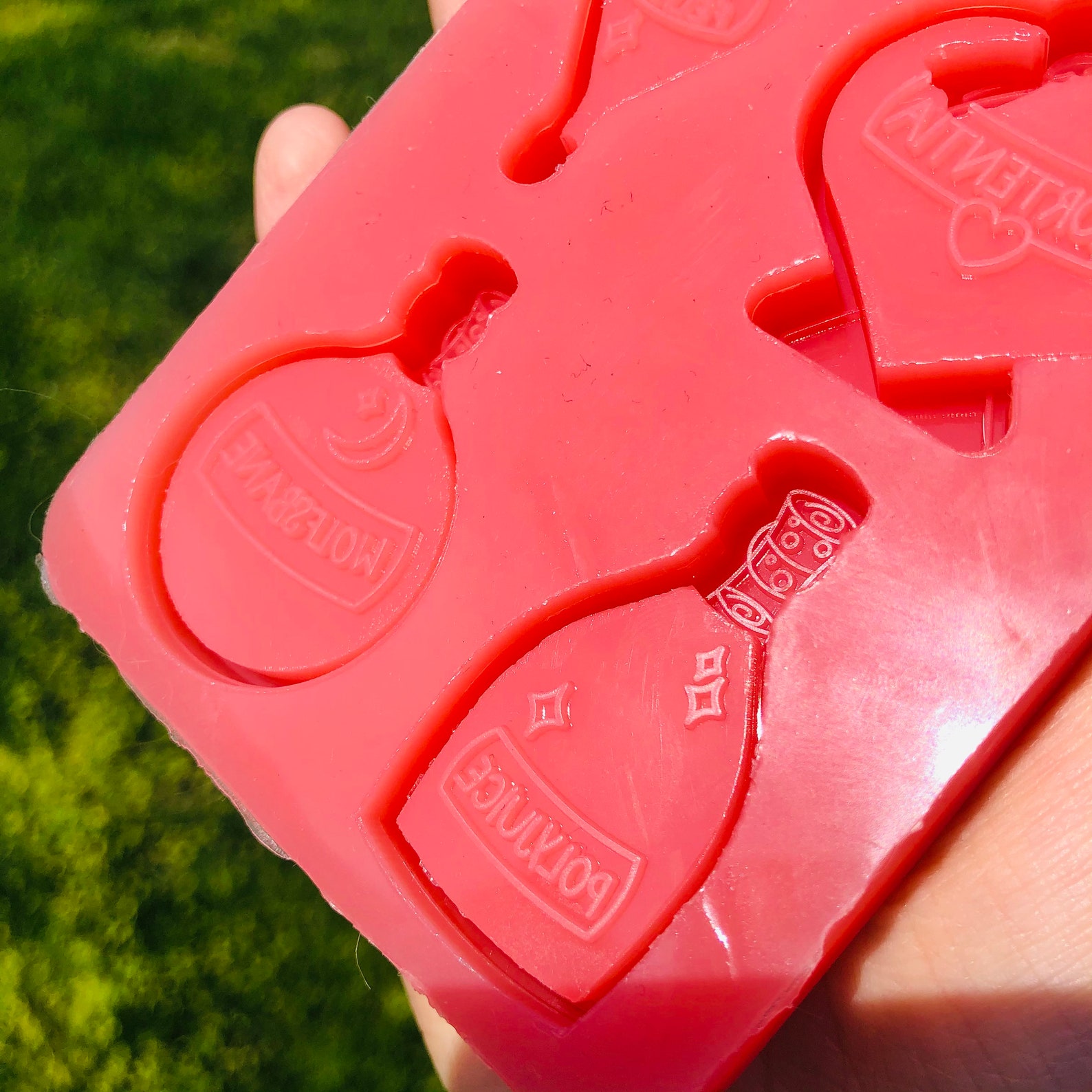 Magic Potion Silicone Resin Craft Resin Shaker Mold - Etsy