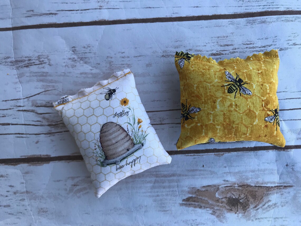 Mini Bee Pillow Honey Bee Tiered Tray Bee Decor Tiered Tray - Etsy