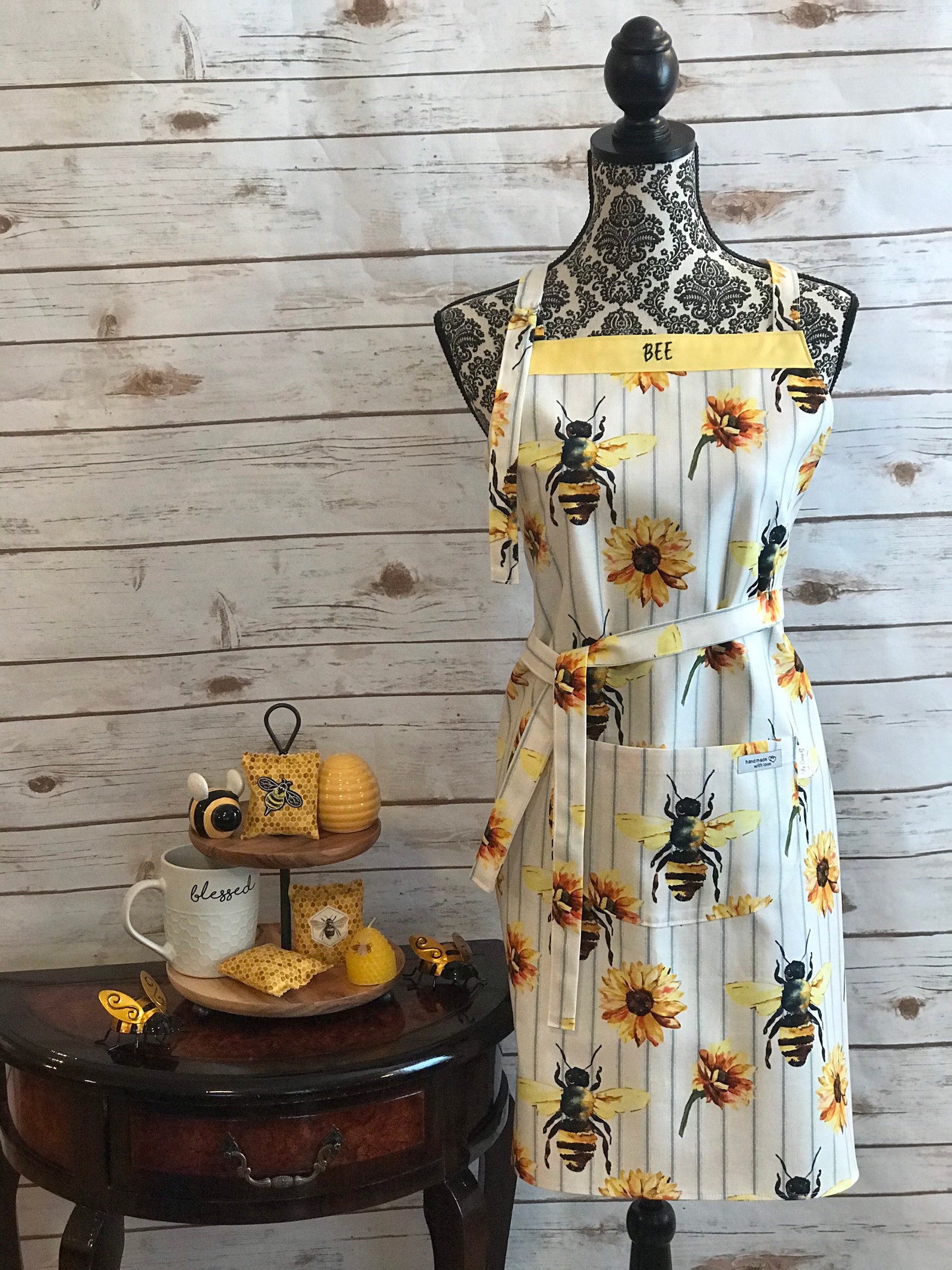 Honey Bee Apron Personalize Kitchen Apron Gift Birthday - Etsy