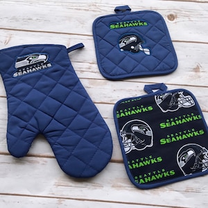 Seattle Seahawks 2 Pot Holders and 1 Mitten, Sport Team Gift , Father ...