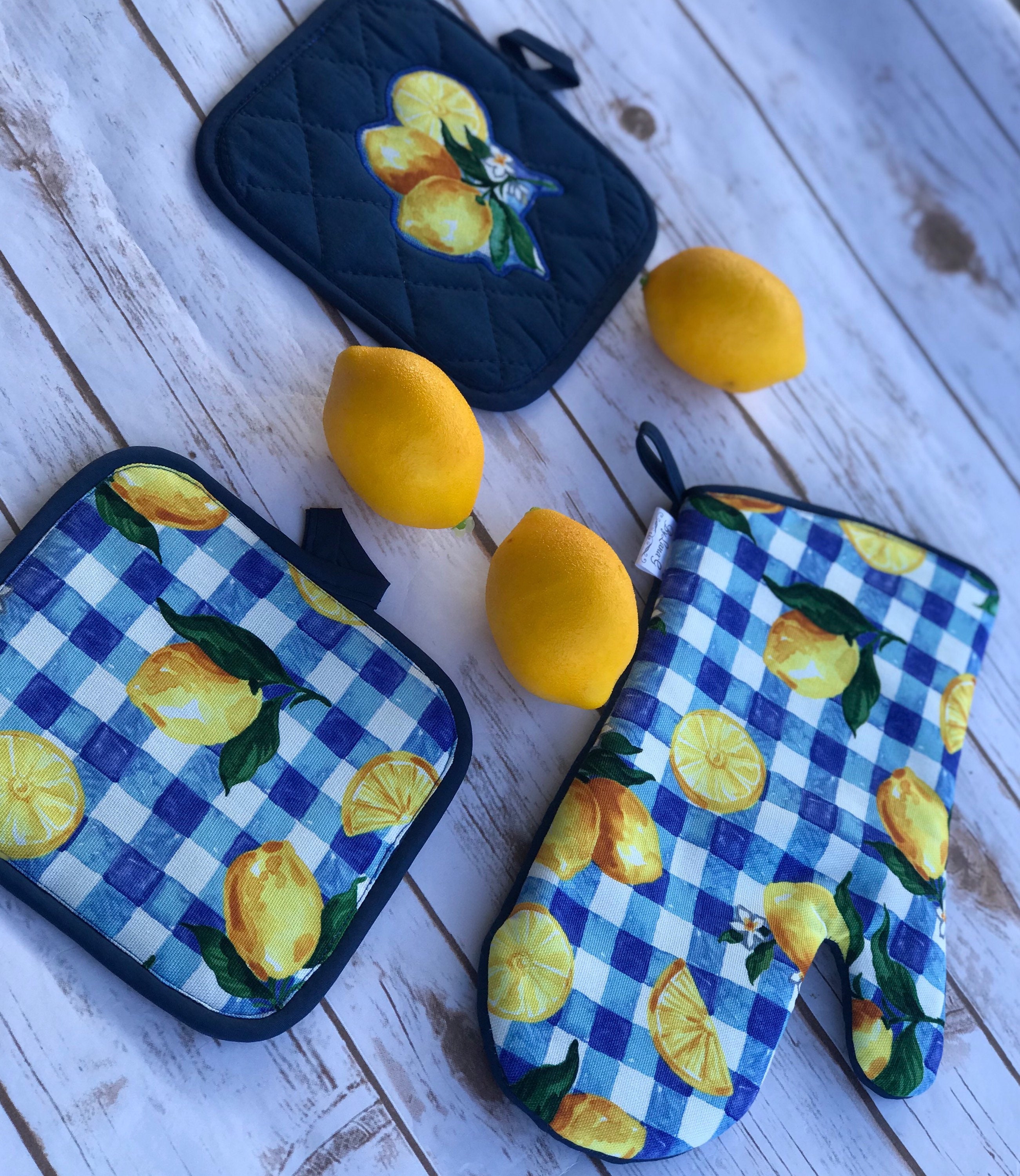 Yellow Lemon Pot Holders and Oven Mitten Yellow and Blue Pot - Etsy