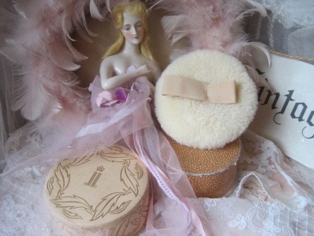 Wonderful Old Powder Puffs Art Deco French Vintage Boudoir Dusting ...