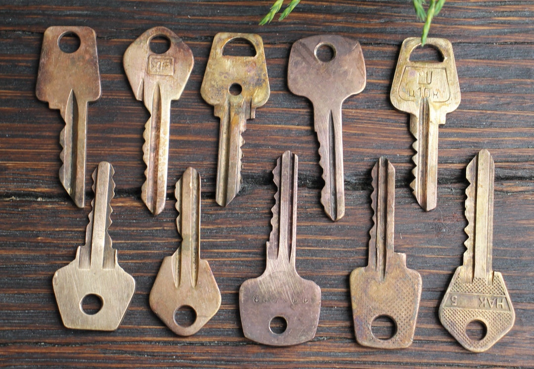 Vintage Brass Keys Set, Soviet Era, Steampunk Decor - Etsy