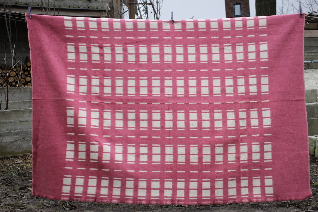 New Cotton Blanket,vintage Pink Soviet Blanket, Blanket on Coat, Plaid ...