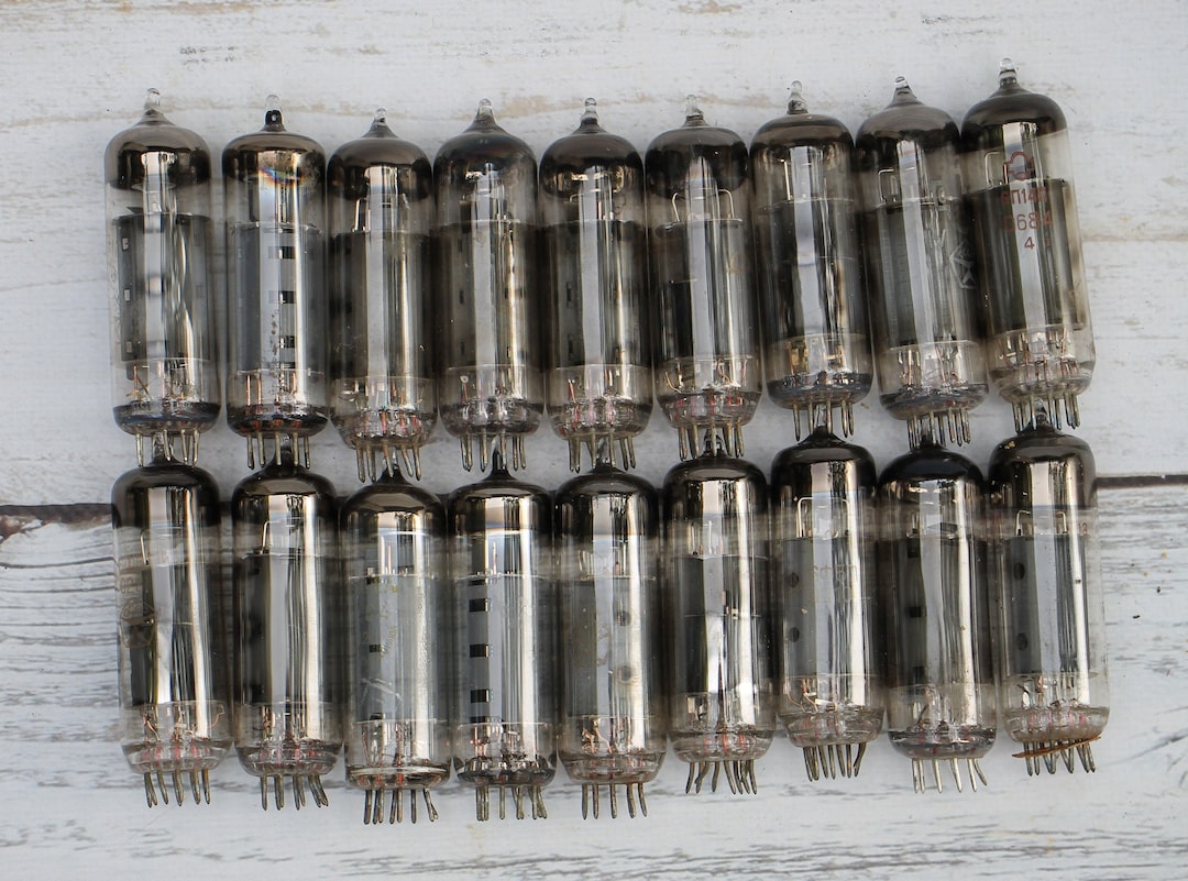 Nixie Tube Set 18, Vacuum Tube Small Radio for Steampunk Decor, Antique ...
